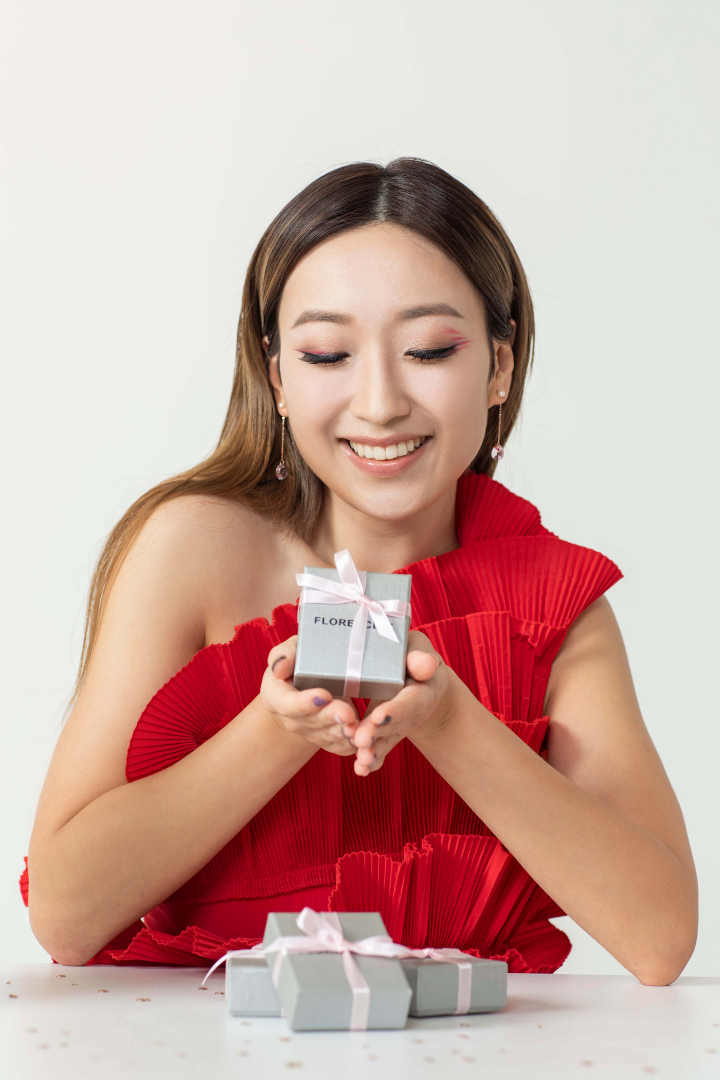 Florence T – Stylish, Modern, Edgy Jewellery – CIS Alumni Connect